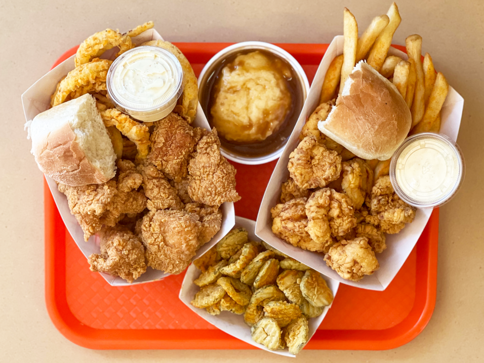 Home - eatmamasfriedchicken.com